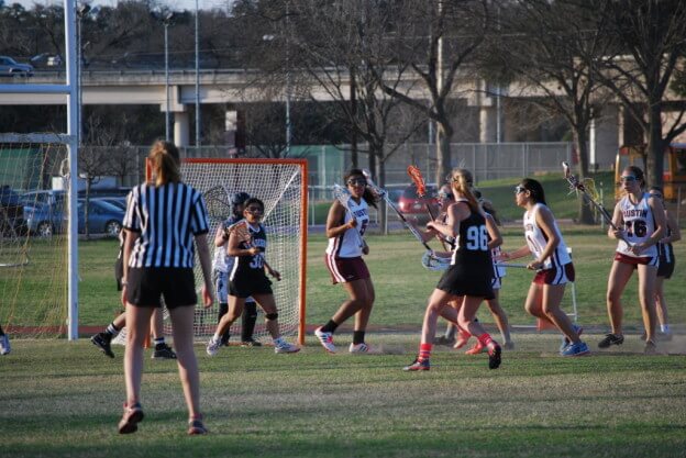 Viper girls lacrosse catching on - Four Points News